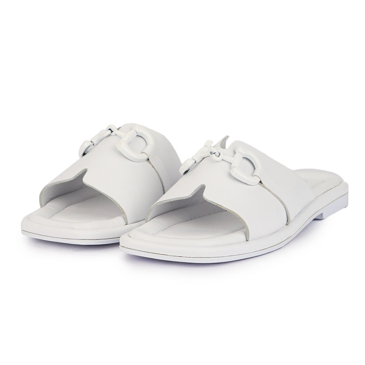 Papuc dama din piele naturala alba cu talpa joasa 16107 – Superlative.ro