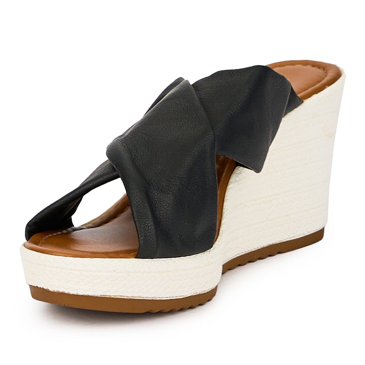 Papuc dama din piele naturala neagra cu talpa inalta 15846 – Superlative.ro