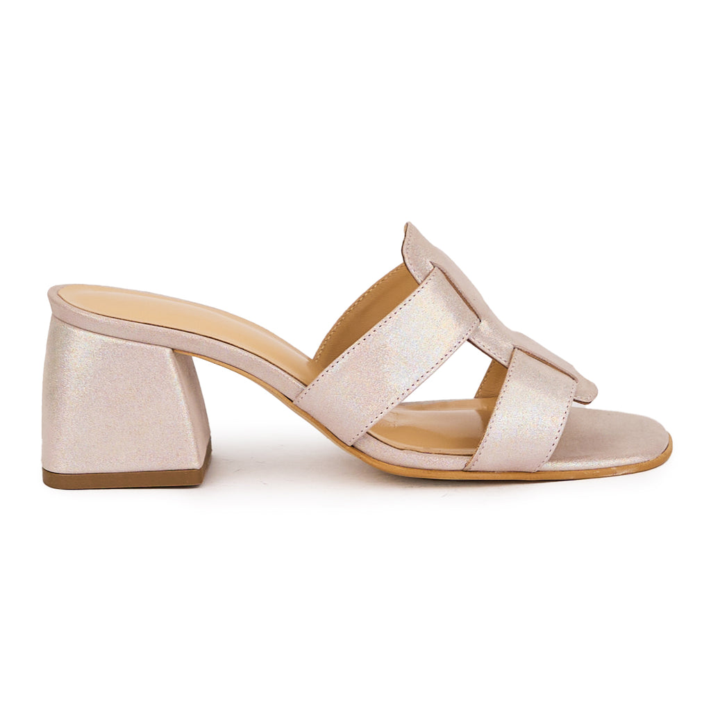 Saboti dama din piele naturala argintiu-sidefat cu toc 6 cm 16467 ...