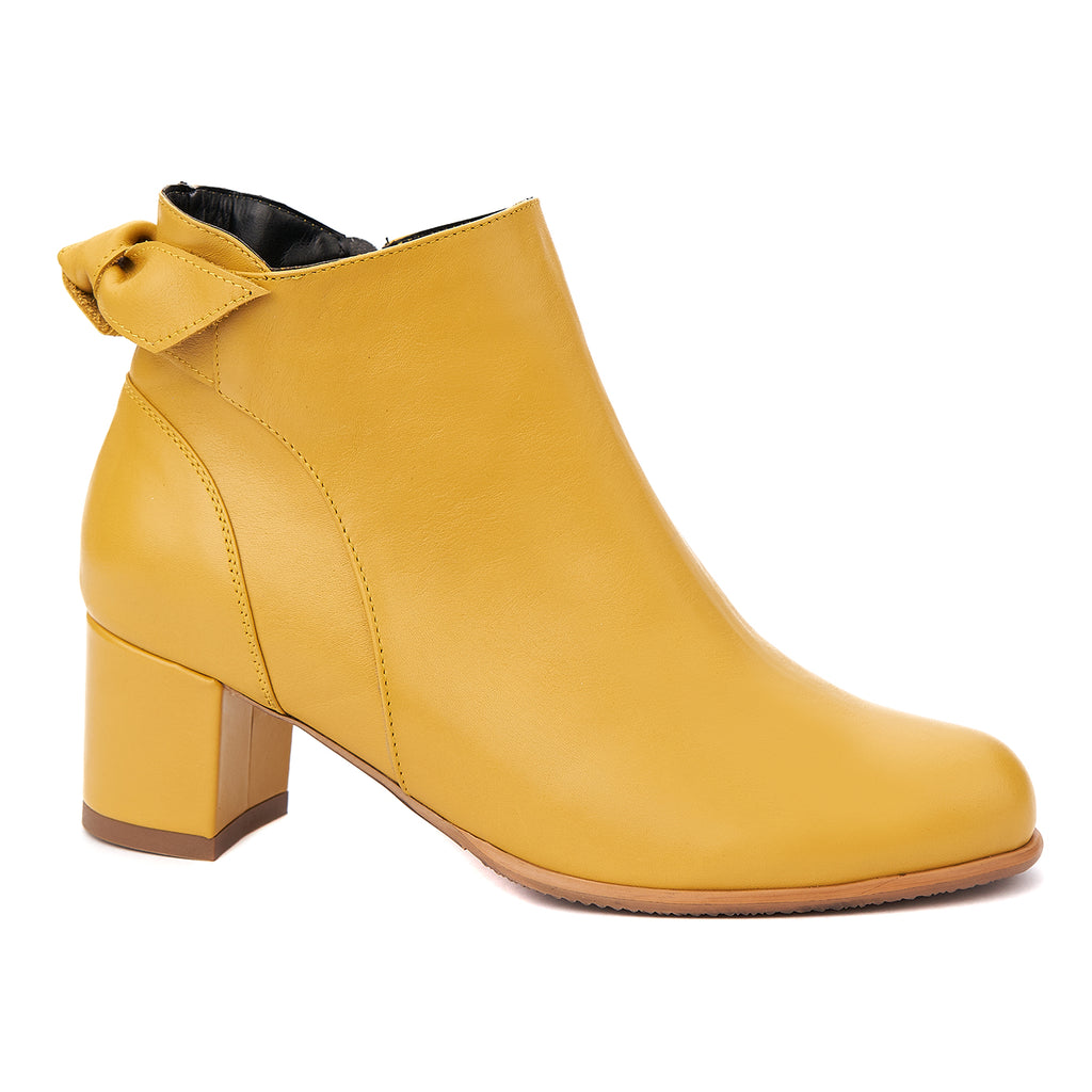 Botine dama galbene din piele naturala 6290 – Superlative.ro
